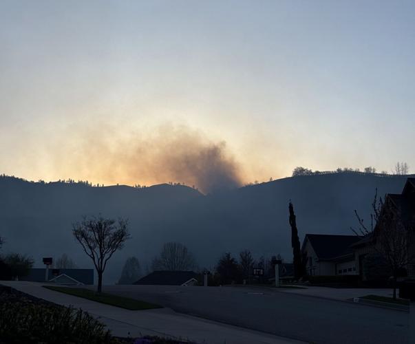 Fires break out at Joe’s, Colonial Vista and Wenatchee Foothills ...