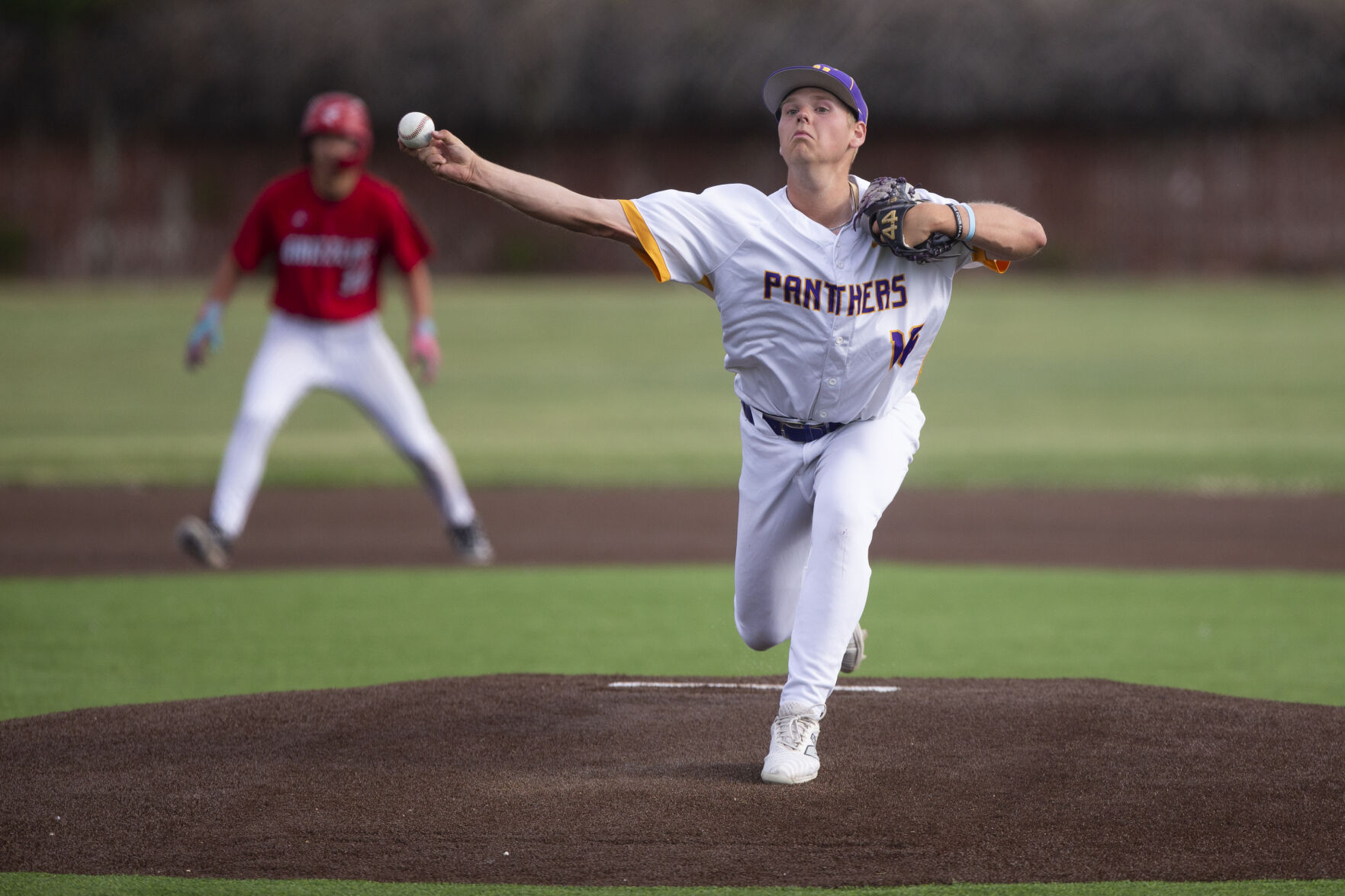 Tuesday High School Roundup | Wenatchee baseball flips record but ends ...