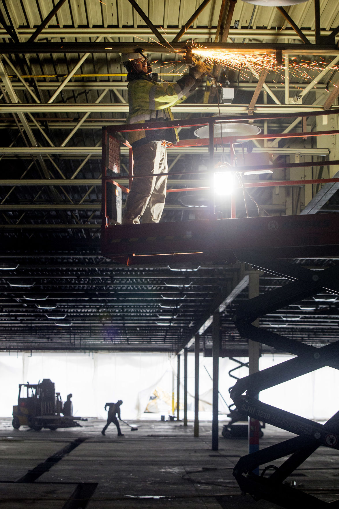 Everyday Business | New foundry on track to forge diamonds | Local News ...