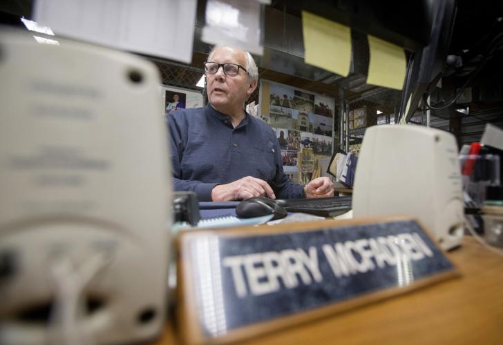 Chelan PUD employee Terry McFadden sets utility's longevity record | Local News | wenatcheeworld.com