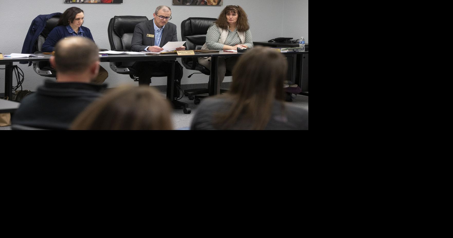 Heinz resigns from school board via letter ahead of Eastmont meeting ...