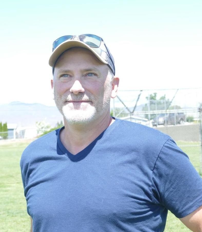 Dog and horse groups collaborate on Dry Gulch cleanup ...