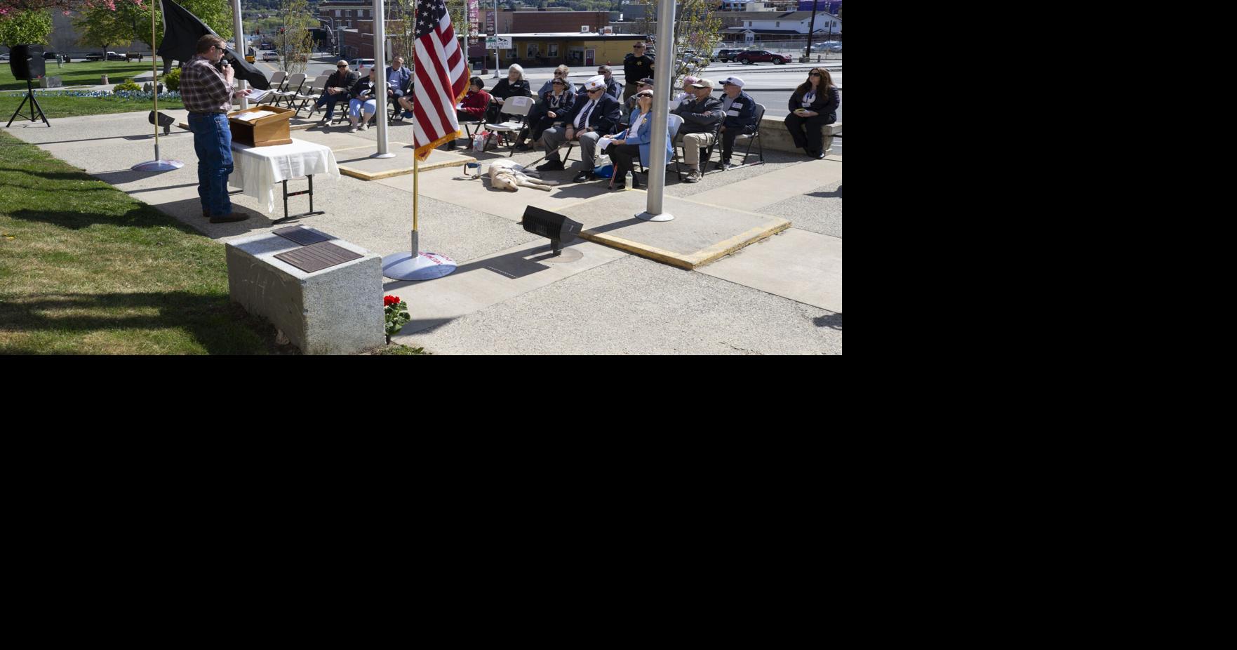 Dedication ceremony installs braille American flag at Chelan County ...