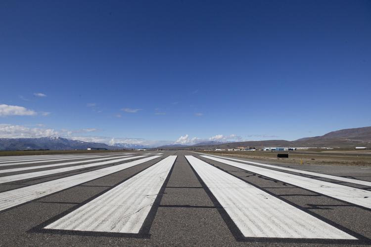 Pangborn Memorial Airport runway | News | wenatcheeworld.com