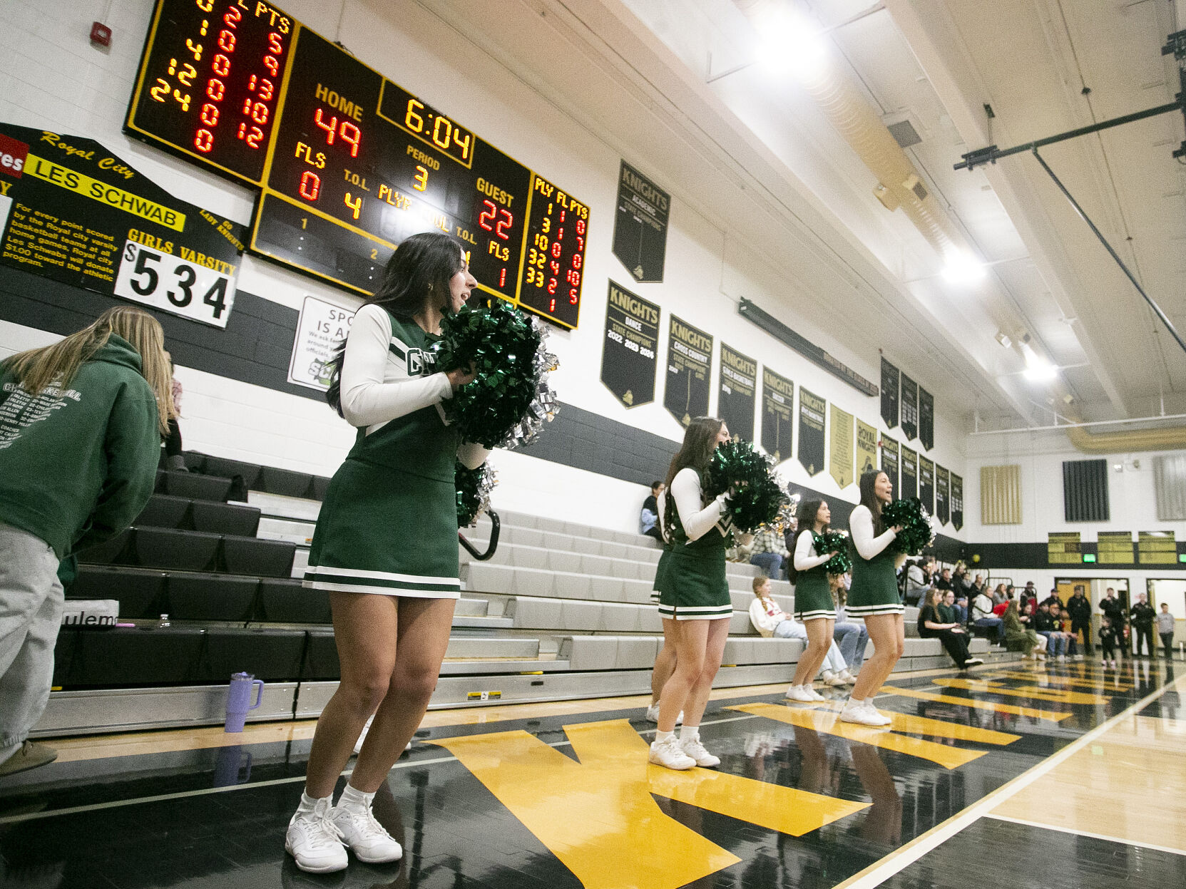 PHOTO GALLERY: Chelan vs Royal (boys basketball) | | wenatcheeworld.com