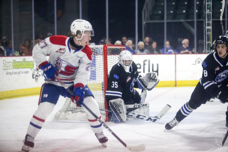 Photo Gallery: Wenatchee Wild defeats Spokane 3-1 | | wenatcheeworld.com