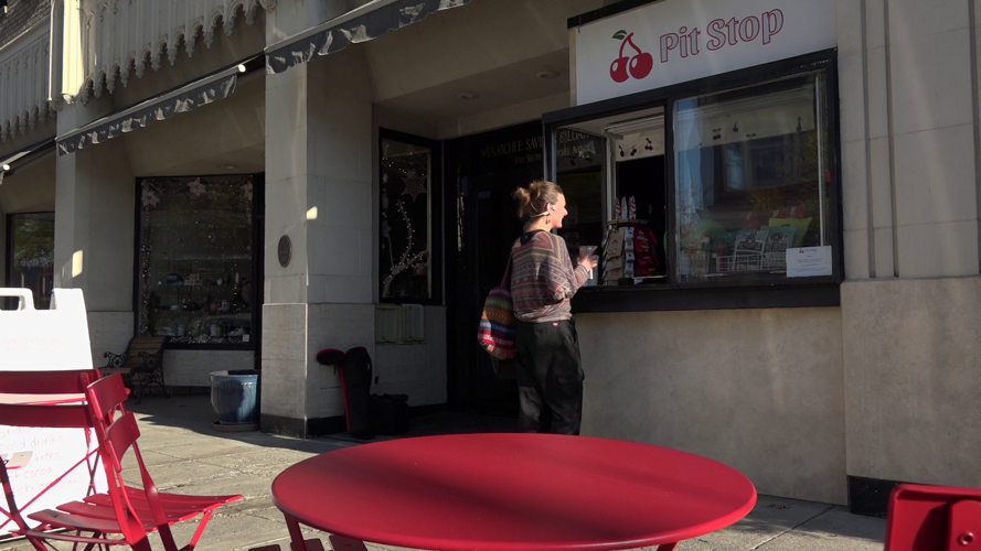 'Make a Pit Stop' at new downtown Wenatchee cafe | Business & Real ...