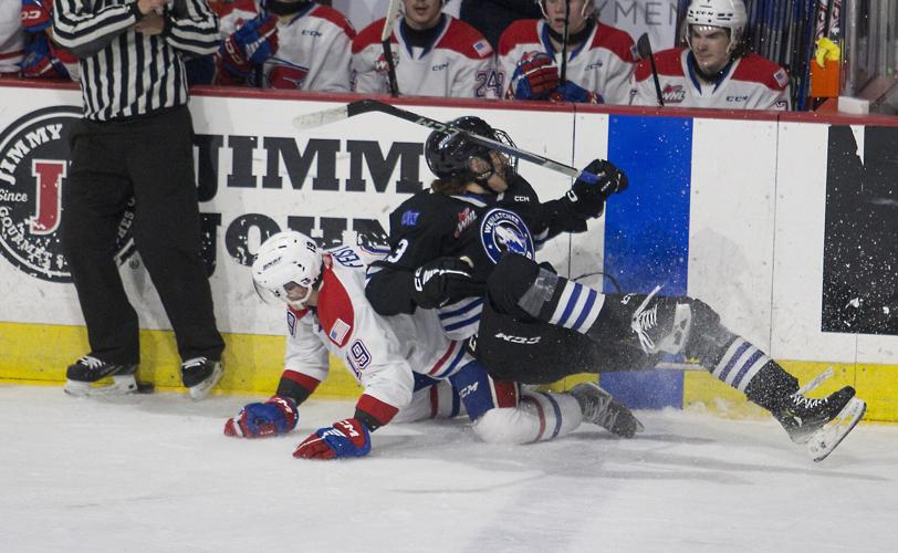 Photo Gallery: Wenatchee Wild defeats Spokane 3-1 | | wenatcheeworld.com