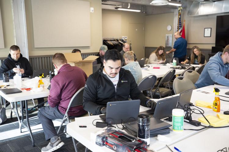 PHOTO GALLERY: NCW Tech Alliance Computer Refurbishment event | News | wenatcheeworld.com