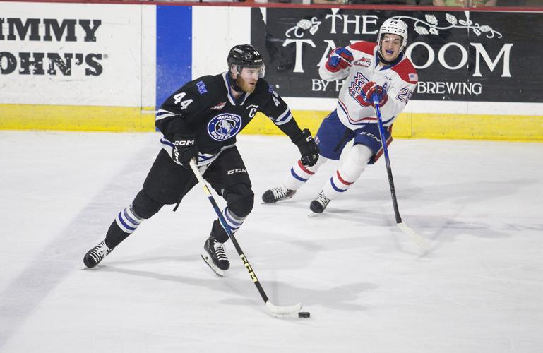 Photo Gallery: Wenatchee Wild defeats Spokane 3-1 | | wenatcheeworld.com