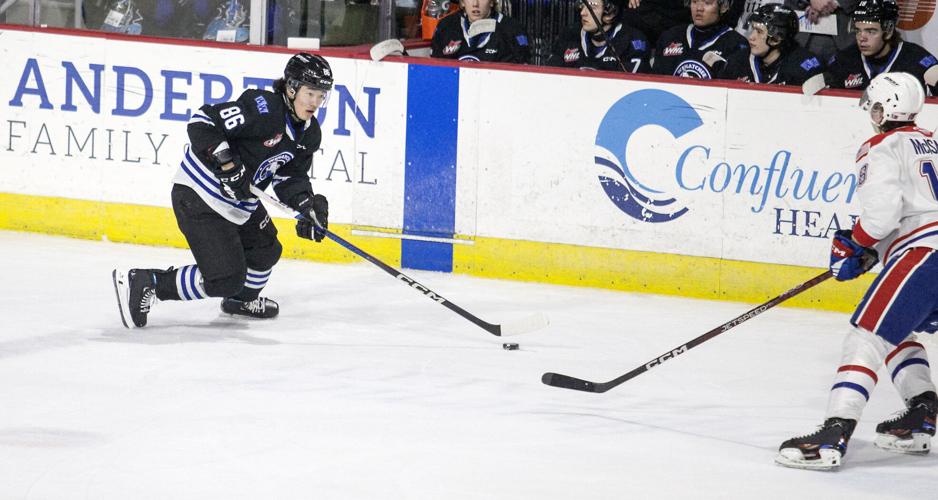 Photo Gallery: Wenatchee Wild defeats Spokane 3-1 | | wenatcheeworld.com