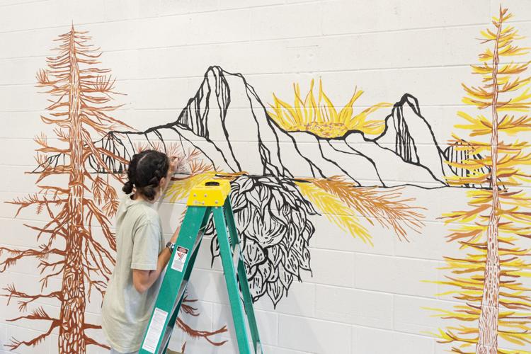 Pinnacle Beerworks mural by Kealani Yamamoto | | wenatcheeworld.com