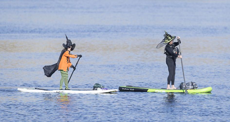 Photos: Witch and Warlock paddle | News | wenatcheeworld.com
