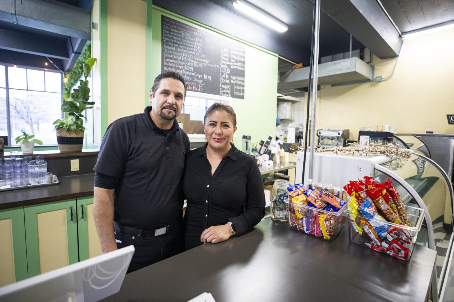 Culinary couple open Leandro’s Cafe and Bistro in Wenatchee's Columbia ...