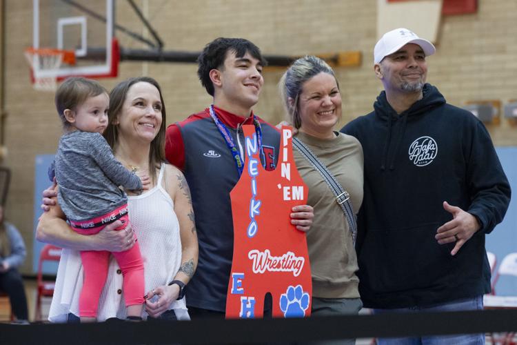 Wrestling: Eastmont hosts Eisenhower | Sports | wenatcheeworld.com