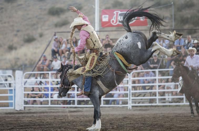 Photo Gallery: Lake Chelan Pro Rodeo | | wenatcheeworld.com