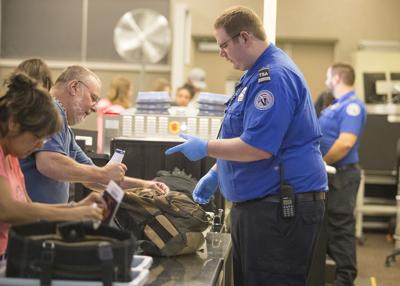 Pangborn's TSA crew shows up ready to work despite shutdown | Community ...
