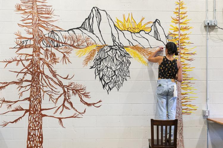 Pinnacle Beerworks mural by Kealani Yamamoto | | wenatcheeworld.com
