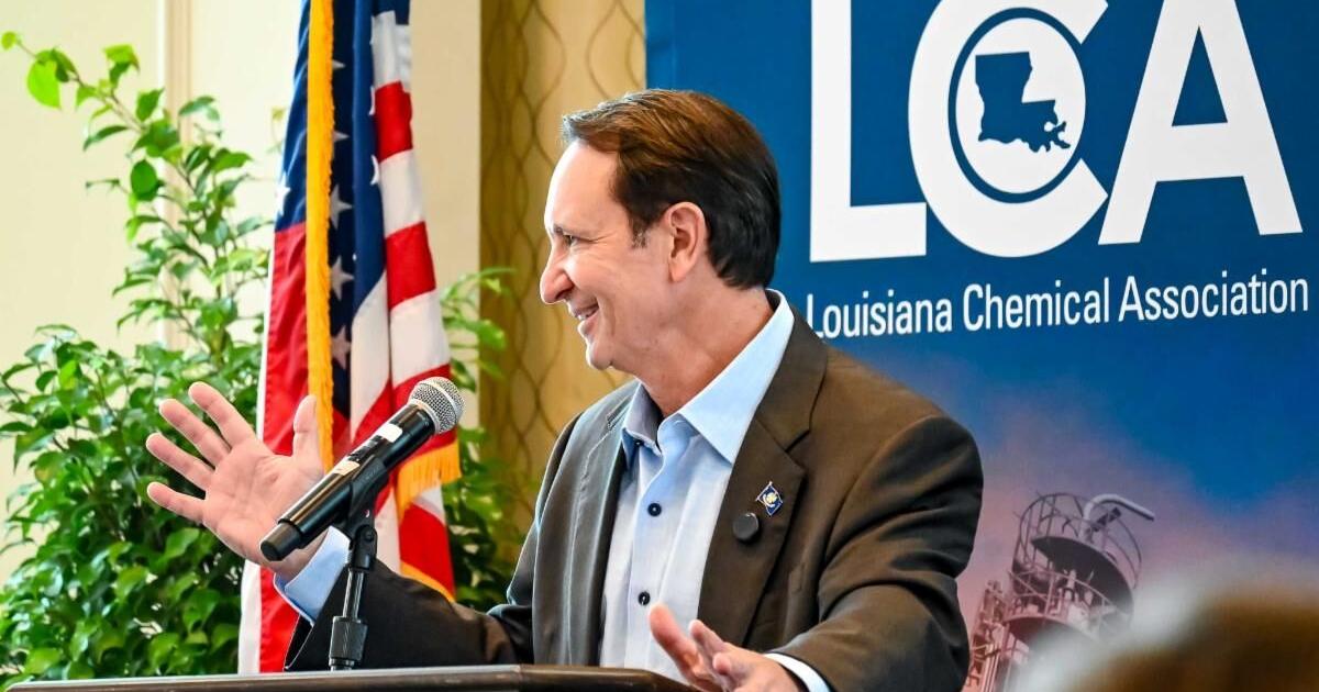 Governor Landry Signs Executive Order, Halts New Class VI Carbon ...