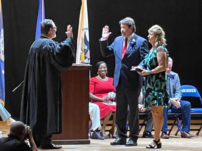 DeRidder Mayor Misty Clanton & Incoming DeRidder City Council Take ...