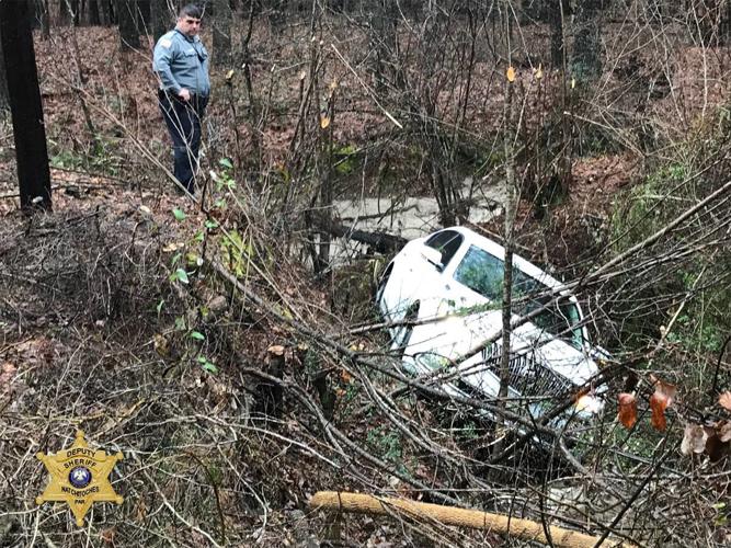 Single Vehicle Crash on LA HWY 117 | News | westcentralsbest.com