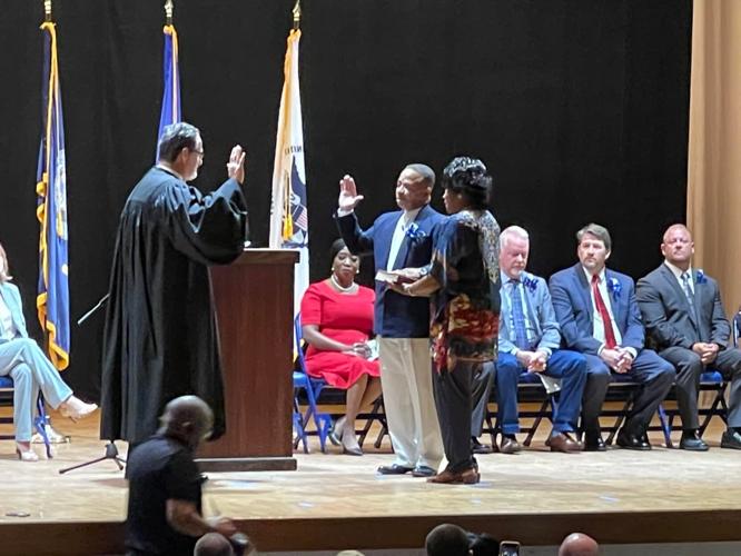 DeRidder Mayor Misty Clanton & Incoming DeRidder City Council Take ...