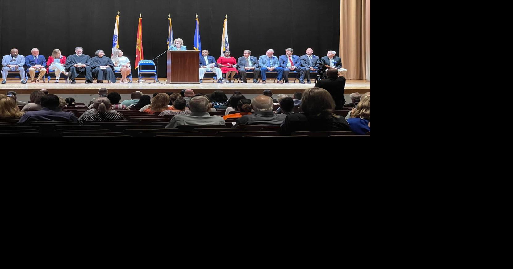 DeRidder Mayor Misty Clanton & Incoming DeRidder City Council Take ...