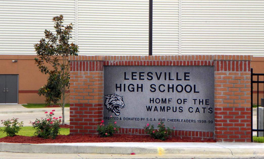 Leesville High School textbook distribution outlined ...