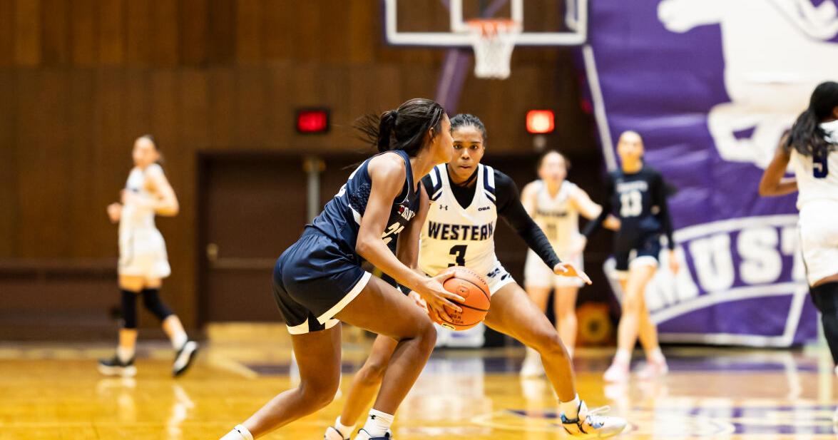 Western basketball loses to Queen’s in electrifying matchups ...