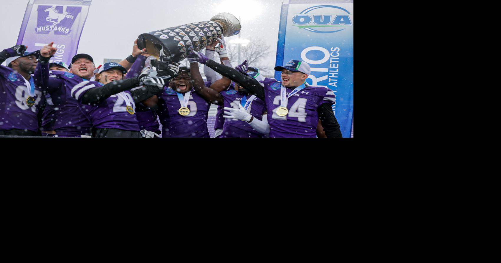 Western football plows Queen’s, remains OUA kings | Football ...