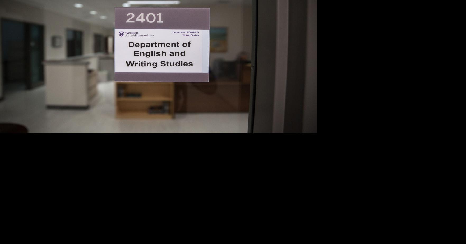 Doctor-poet encourages all students to write | Culture | westerngazette.ca