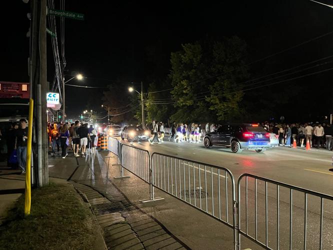 Police barricade major party streets at night amid large HOCO crowds ...