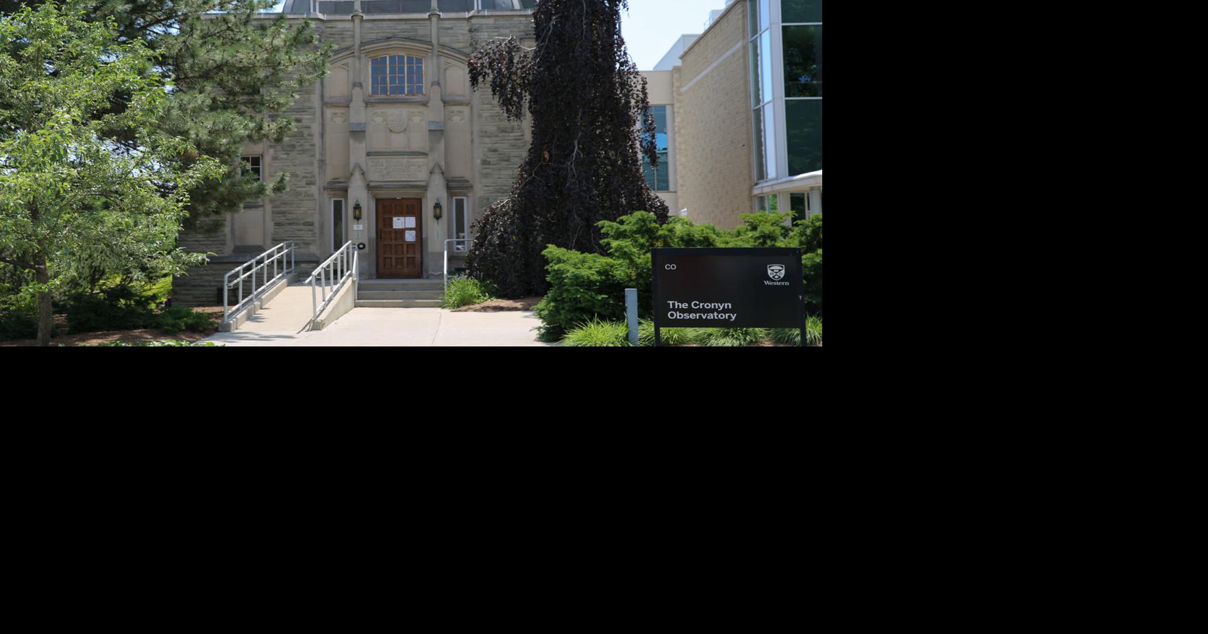 Rare green comet visible from Cronyn Observatory | Culture ...