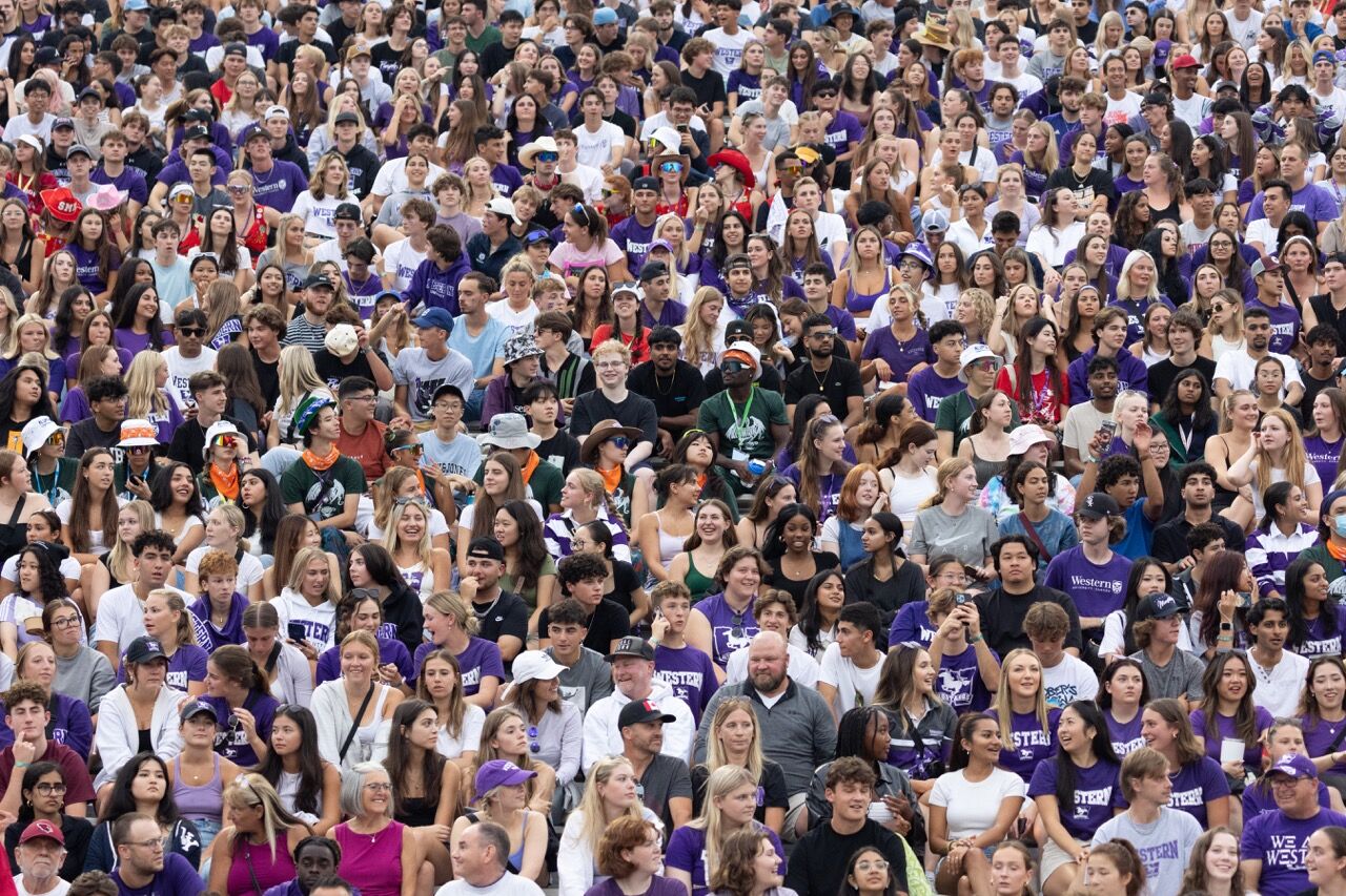 Mustangs narrowly beat McMaster, improve to 2–0 | Football ...