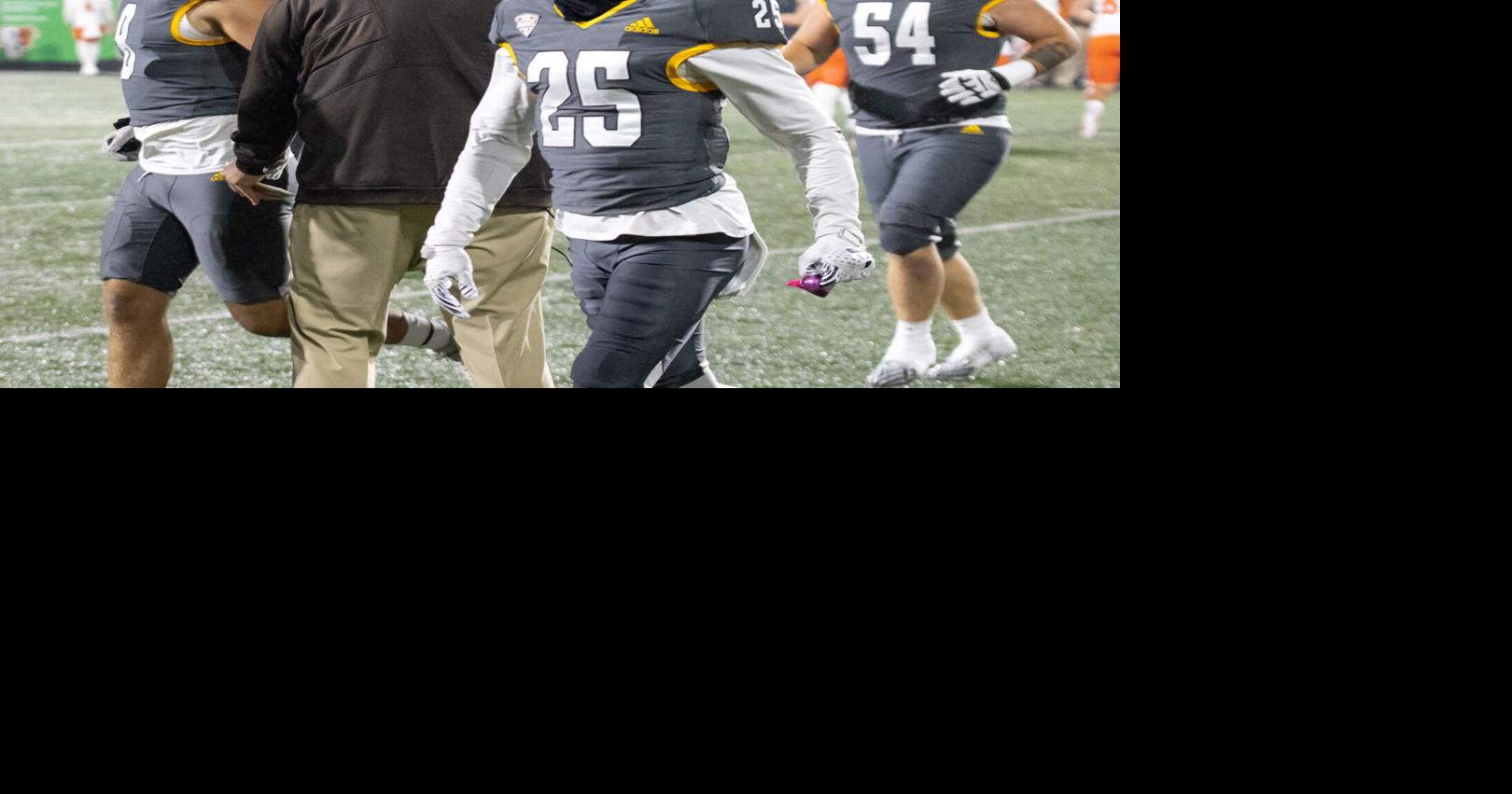 WMU Football v. BG Aaron Wofford | | westernherald.com