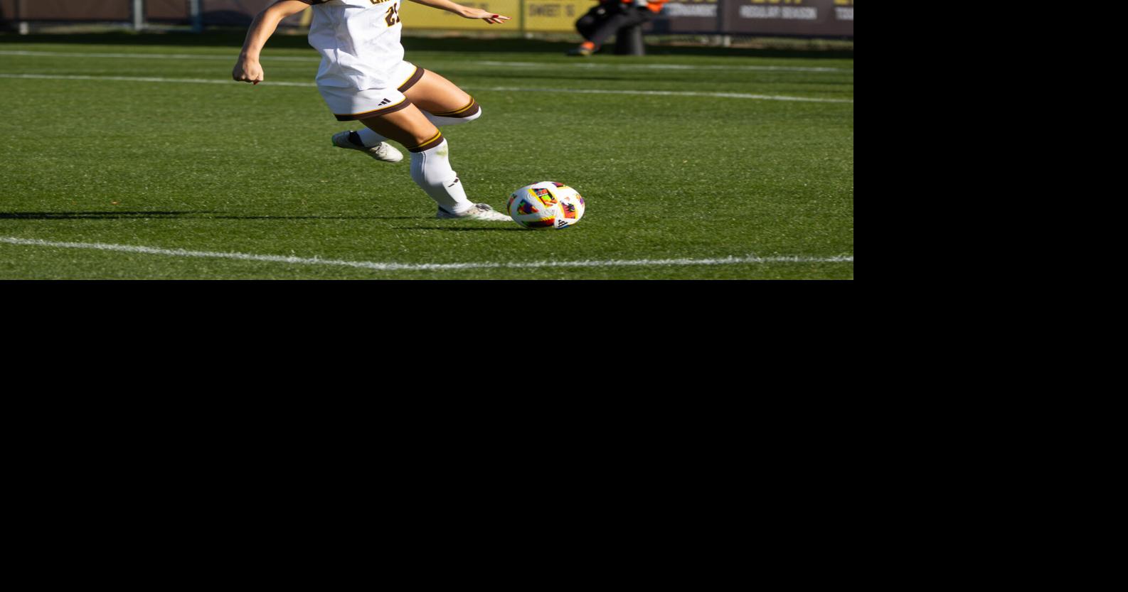 WMU women's soccer vs Bowling Green - Heidi Thomasma (21 ...