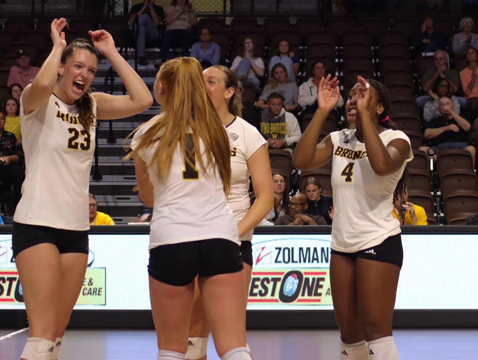 Bronco Volleyball Falls In MAC Championship | Sports | westernherald.com