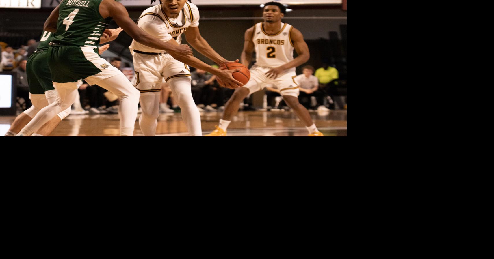 men's basketball v. Ohio Anthony Crump | | westernherald.com