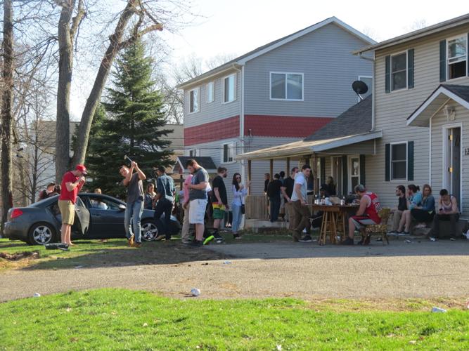 WMU 2015 House Crawl | News | westernherald.com