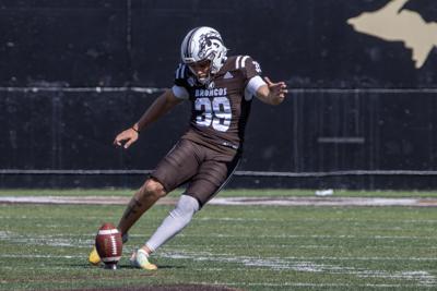 WMU football's Fiske and Mihalic earn MAC Weekly Awards | Sports ...