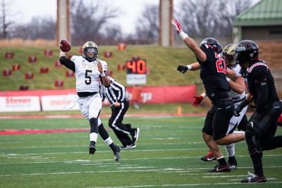 Kaleb Eleby named in Manning Award watchlist | Sports | westernherald.com