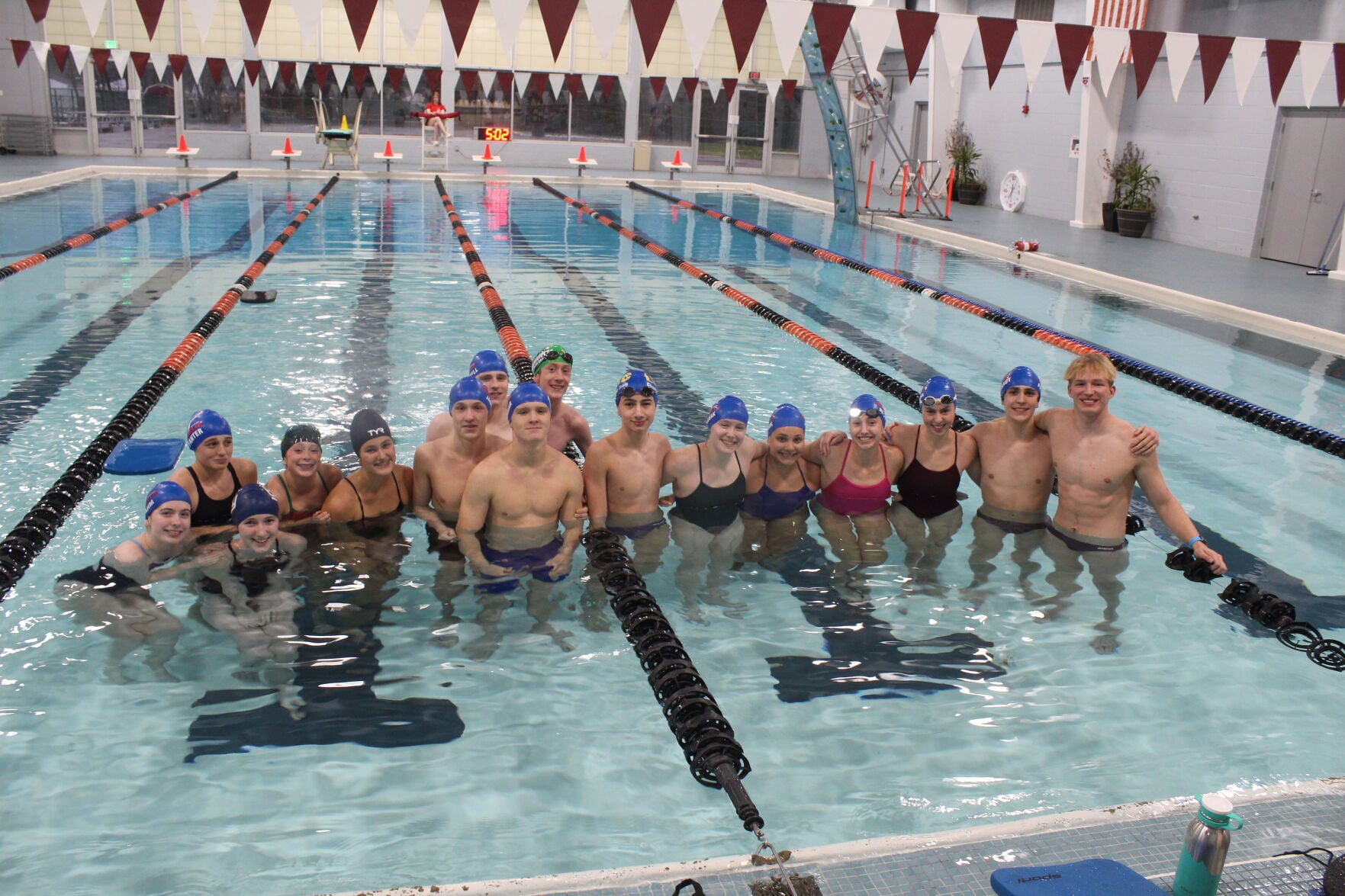 HIGH SCHOOL SWIMMING AND DIVING: Bay’s few but talented swimmers ...