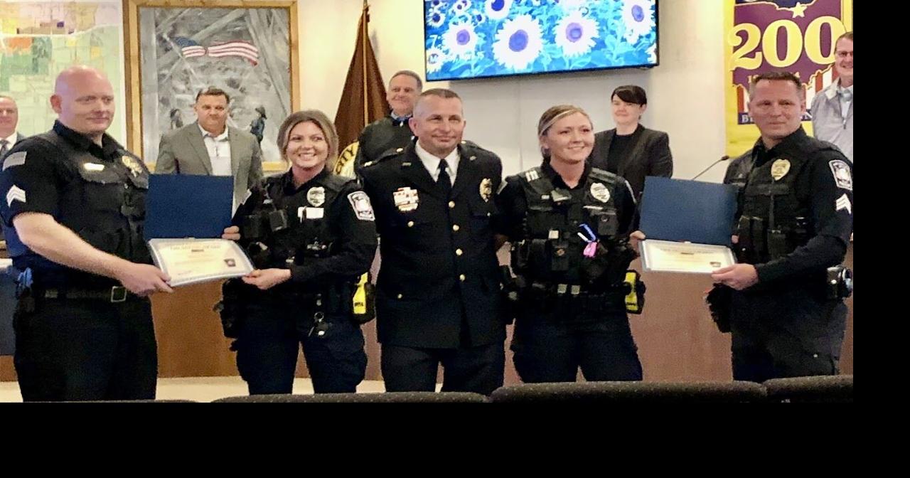 AVON: Officers honored as heroes | News | westlifenews.com