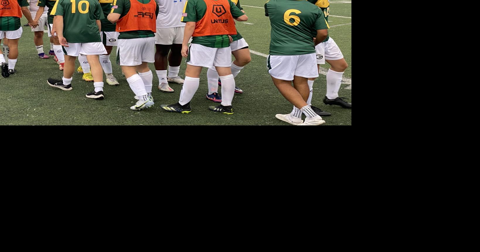 St. Edward soccer flies past Bay in opener | Sports | westlifenews.com