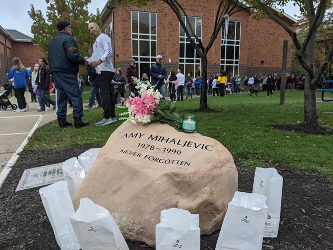 Hundreds gather in memory of Amy Mihaljevic | News | westlifenews.com