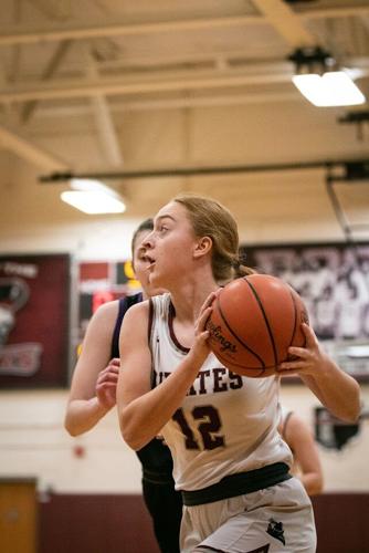 GIRLS HIGH SCHOOL BASKETBALL, SJA 37, ROCKY RIVER 31: SJA holds off ...