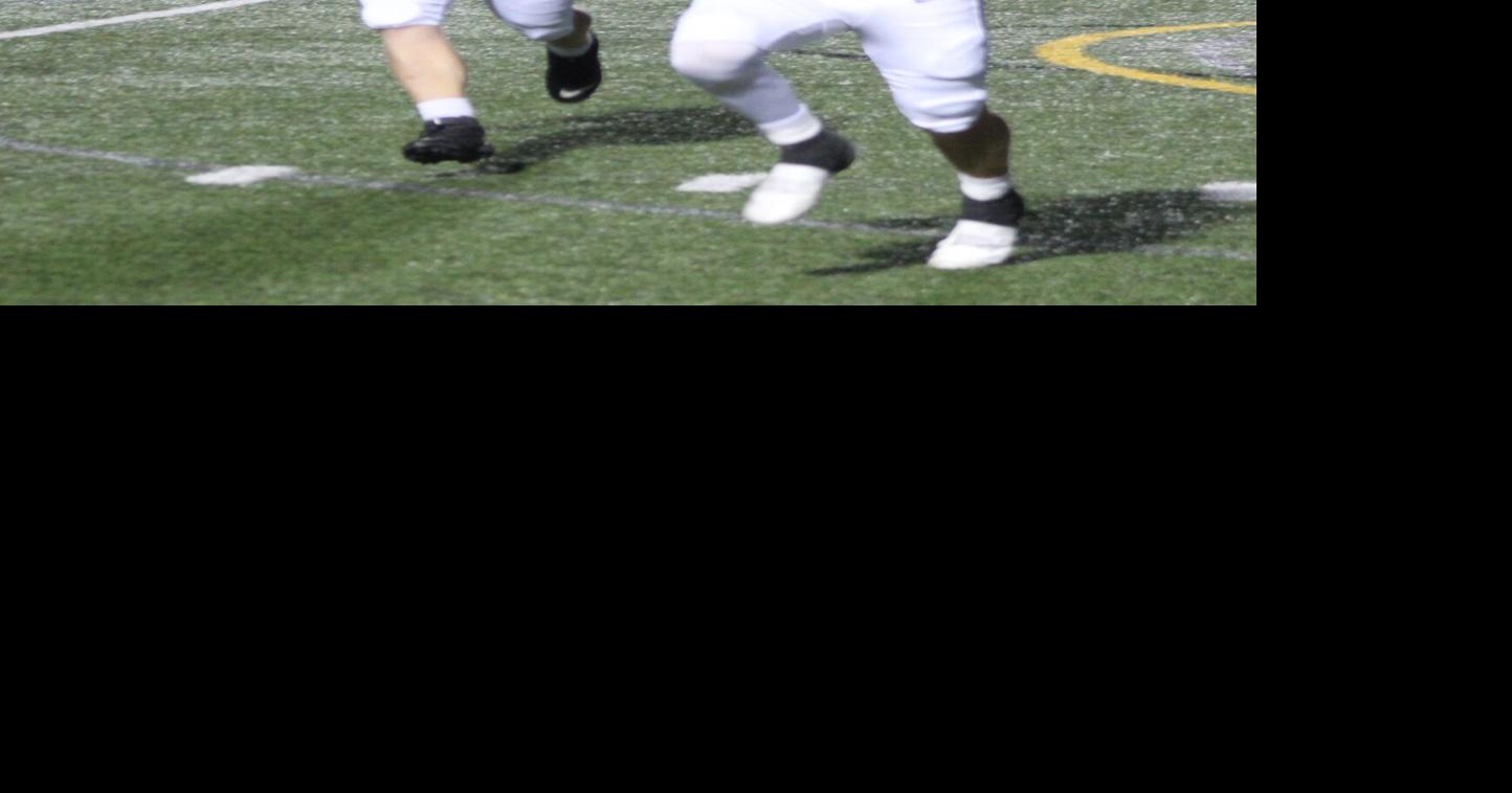 HIGH SCHOOL FOOTBALL: Bulldogs top Shoremen In SWC contest | Sports ...