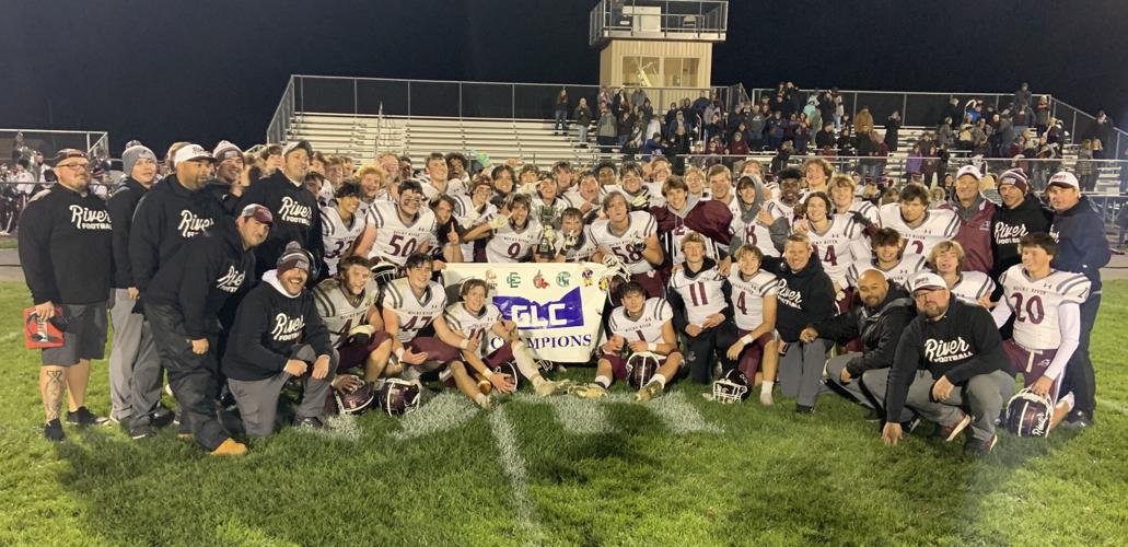 FOOTBALL: Kings of the GLC: Pirates win league title, improve playoff ...
