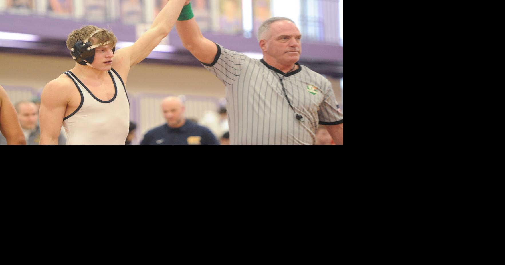 Bulldogs finish second in SWC wrestling meet | Sports | westlifenews.com