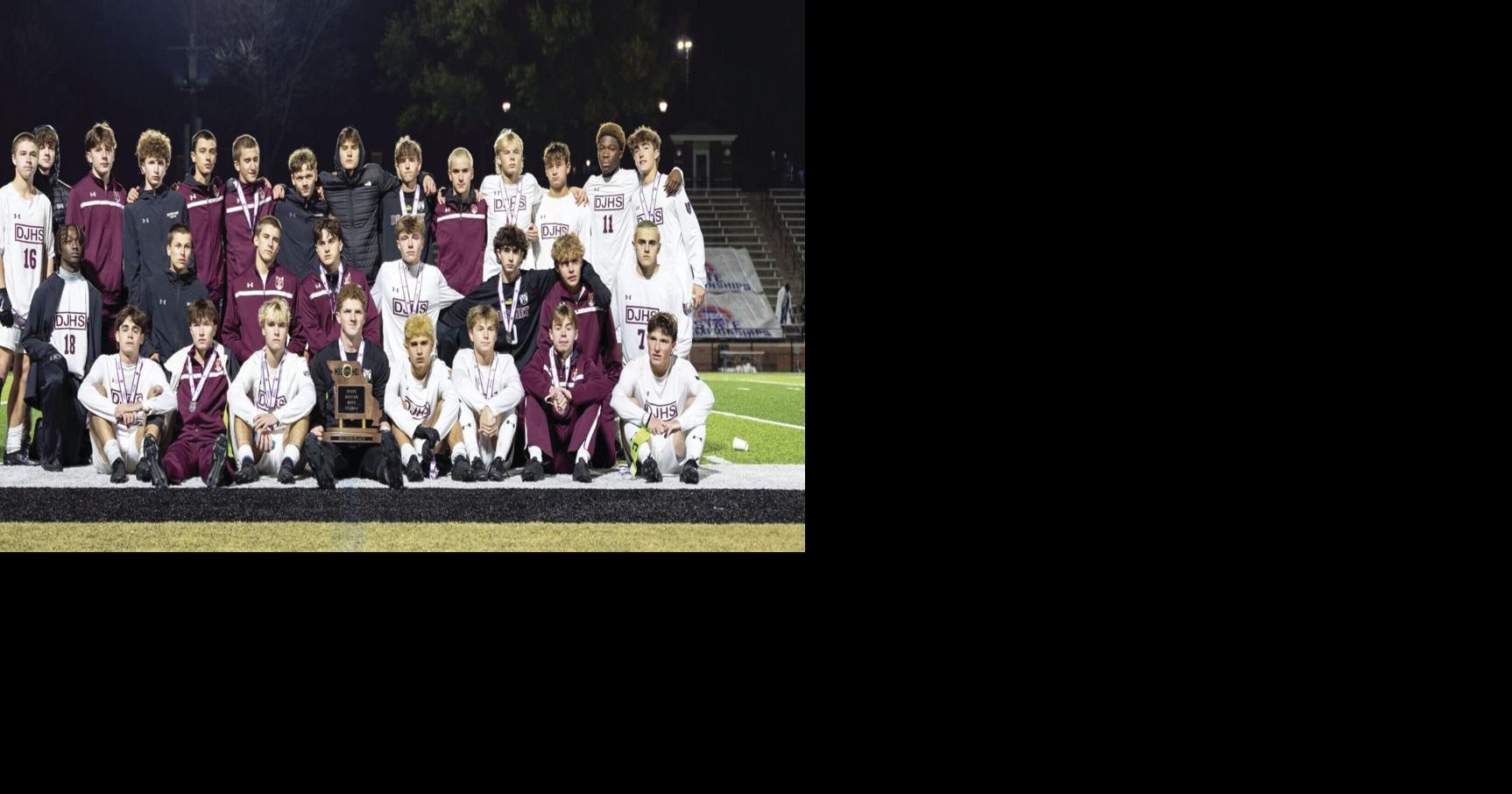 De Smet Jesuit claims second in soccer finals | Schools ...